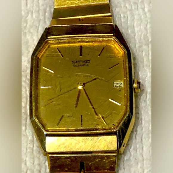 Seiko | Accessories | Seiko Vintage Wristwatch Seiko Classic Mens ...